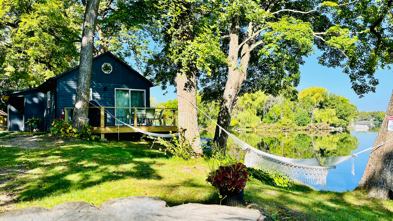 Lake Augusta Cabins