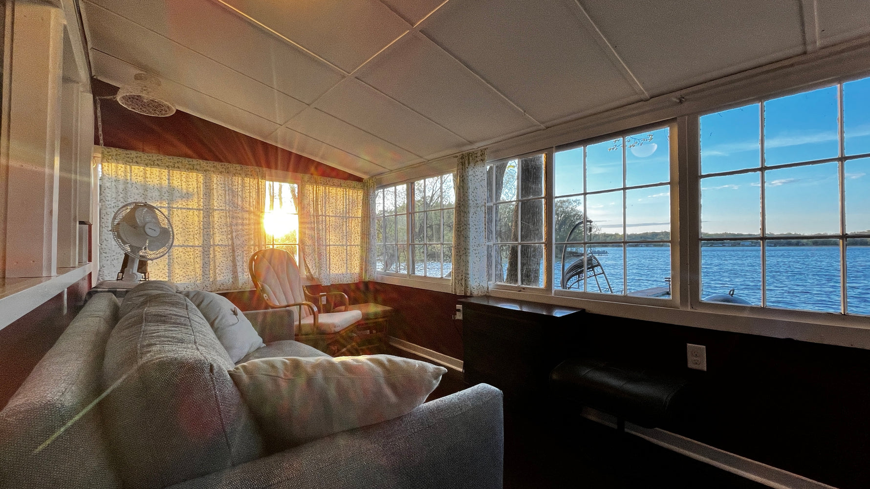 Lake Augusta Cabins